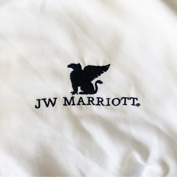 Marriott | Intimates & Sleepwear | The Jw Marriott Velour Bath Robe Is ...